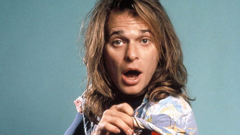 David Lee Roth - Νέα εκτέλεση του Unchained - Rebel FM 105.2 FM